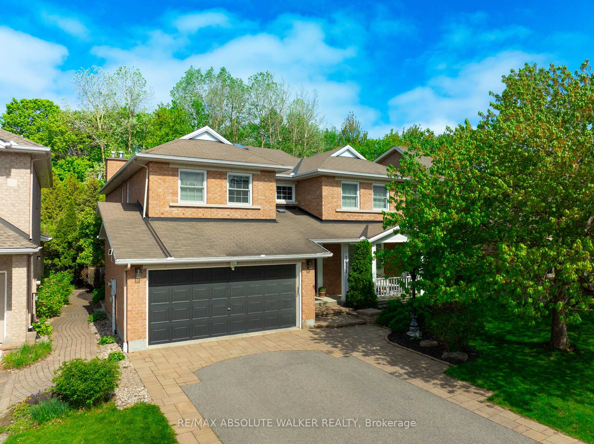 1651 Country Walk Drive, Orleans - Convent Glen and Area, ON K1C 8E2