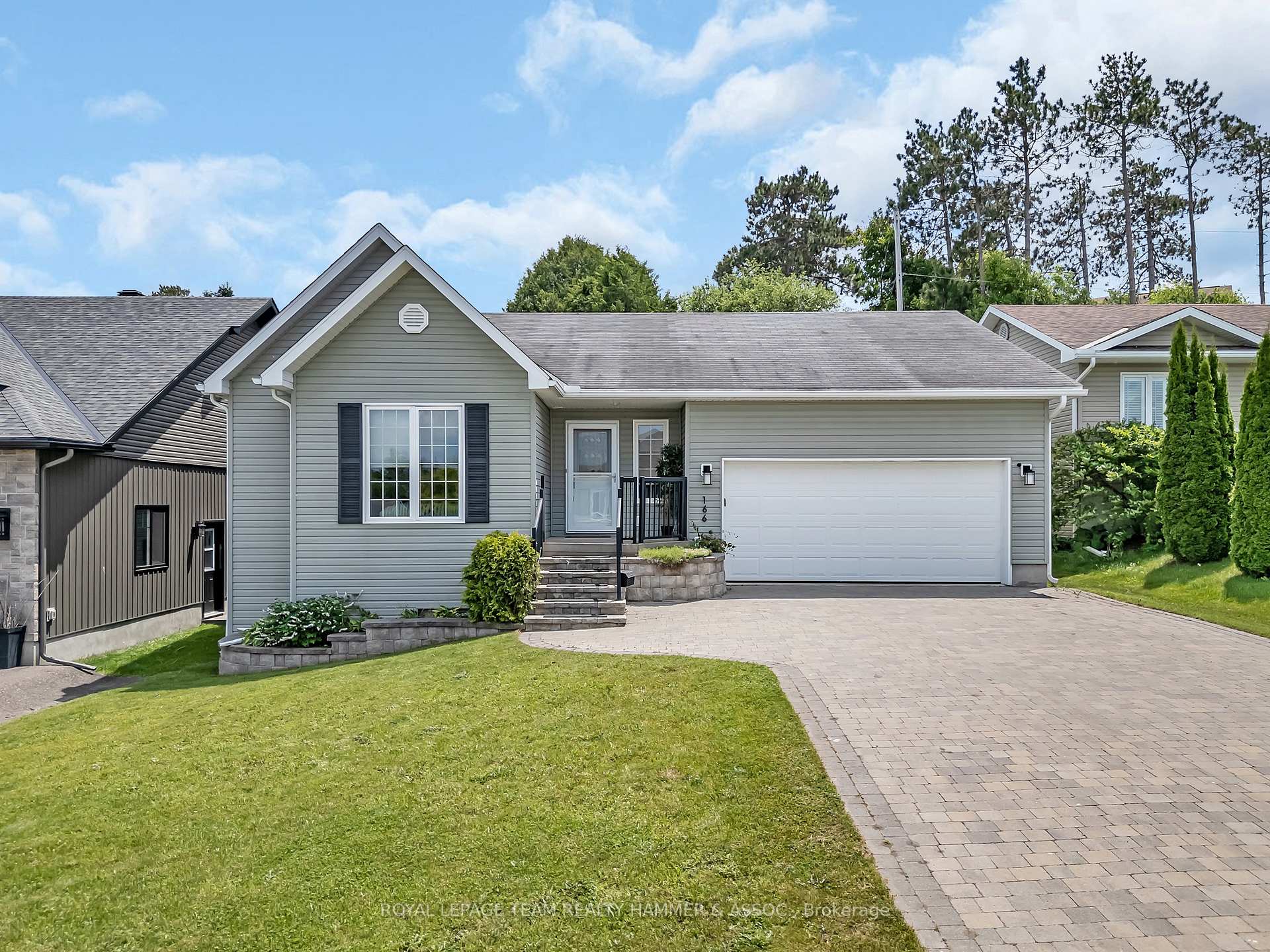 166 Haramis Drive, Renfrew, ON K7V 4M8