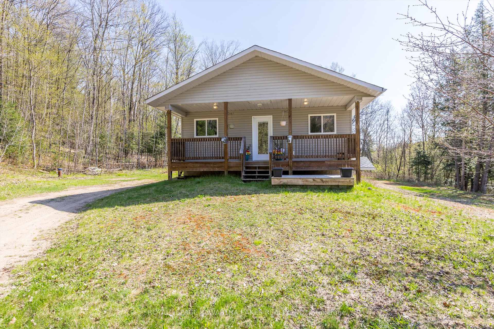 166 Jeffrey Lake Road, Faraday, ON K0L 1C0