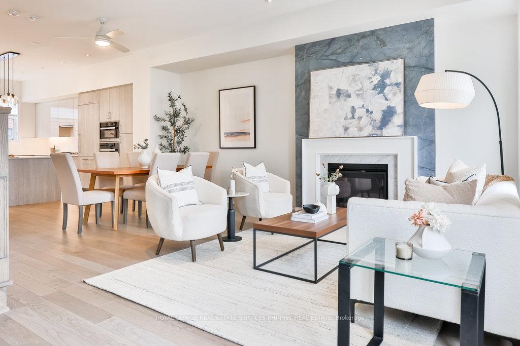 1663 Vellore Crescent, Mississauga, ON L5G 0C3