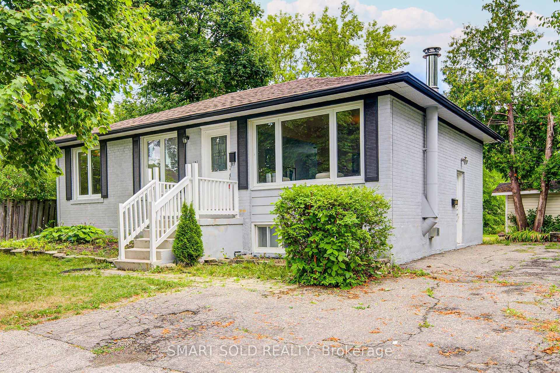 167 Felix Road, Richmond Hill, ON L4C 3M8