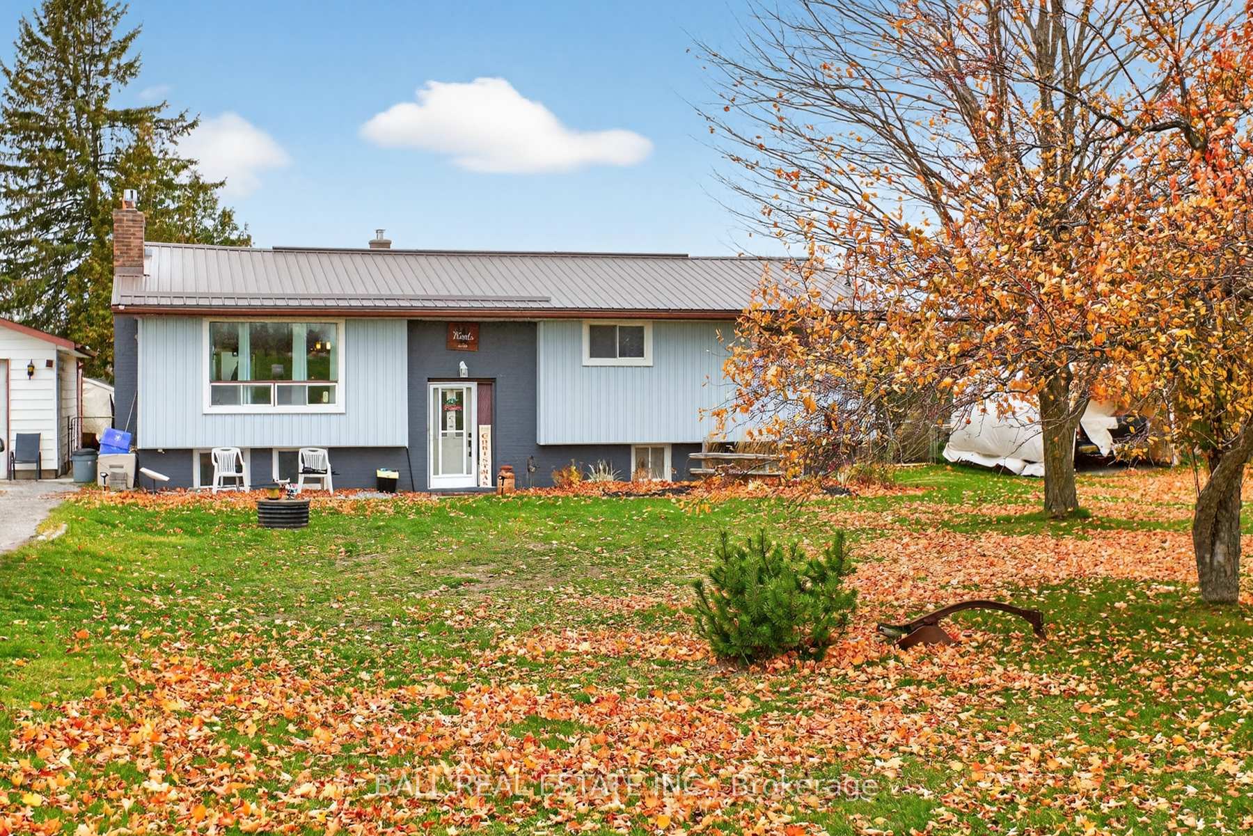 1688 Tara Road, Selwyn, ON K9J 6X2