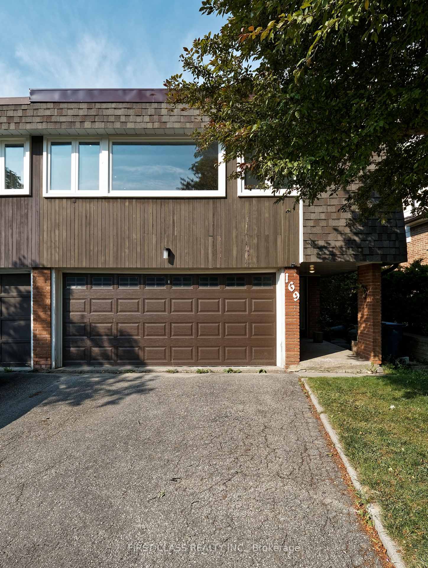 169 Angus Drive, Toronto, ON M2J 2W9