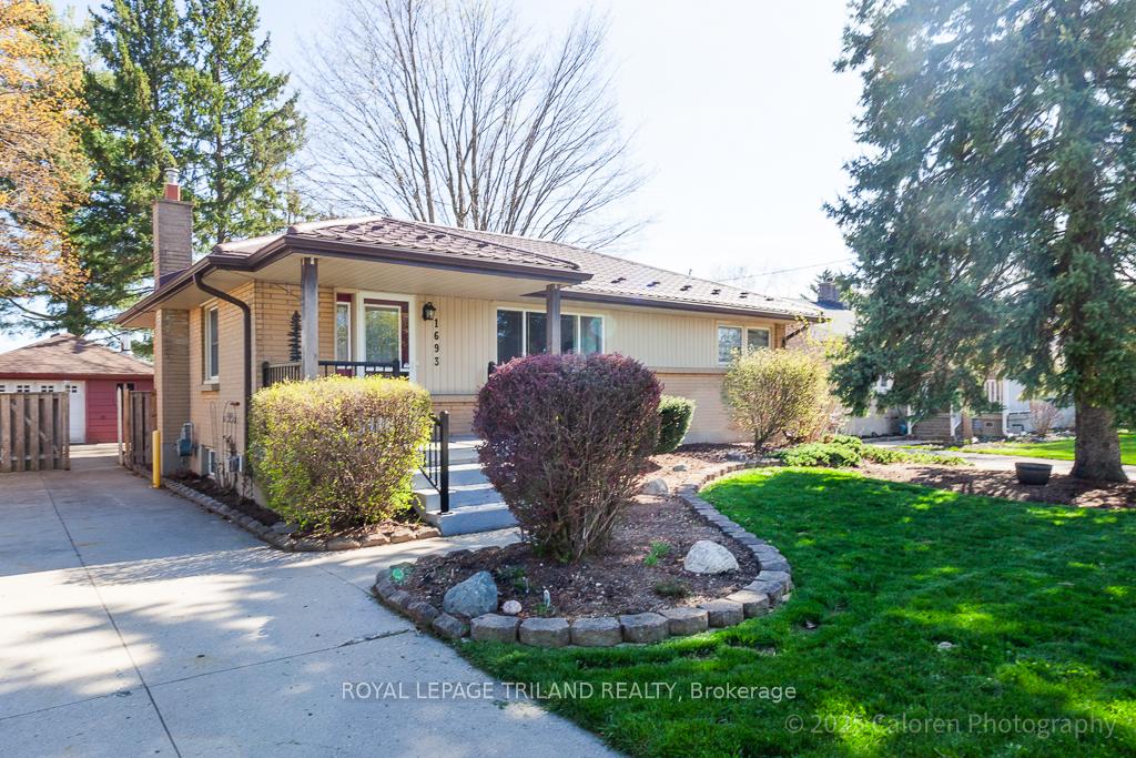 1693 Moffatt Avenue, London East, ON N5W 2A2