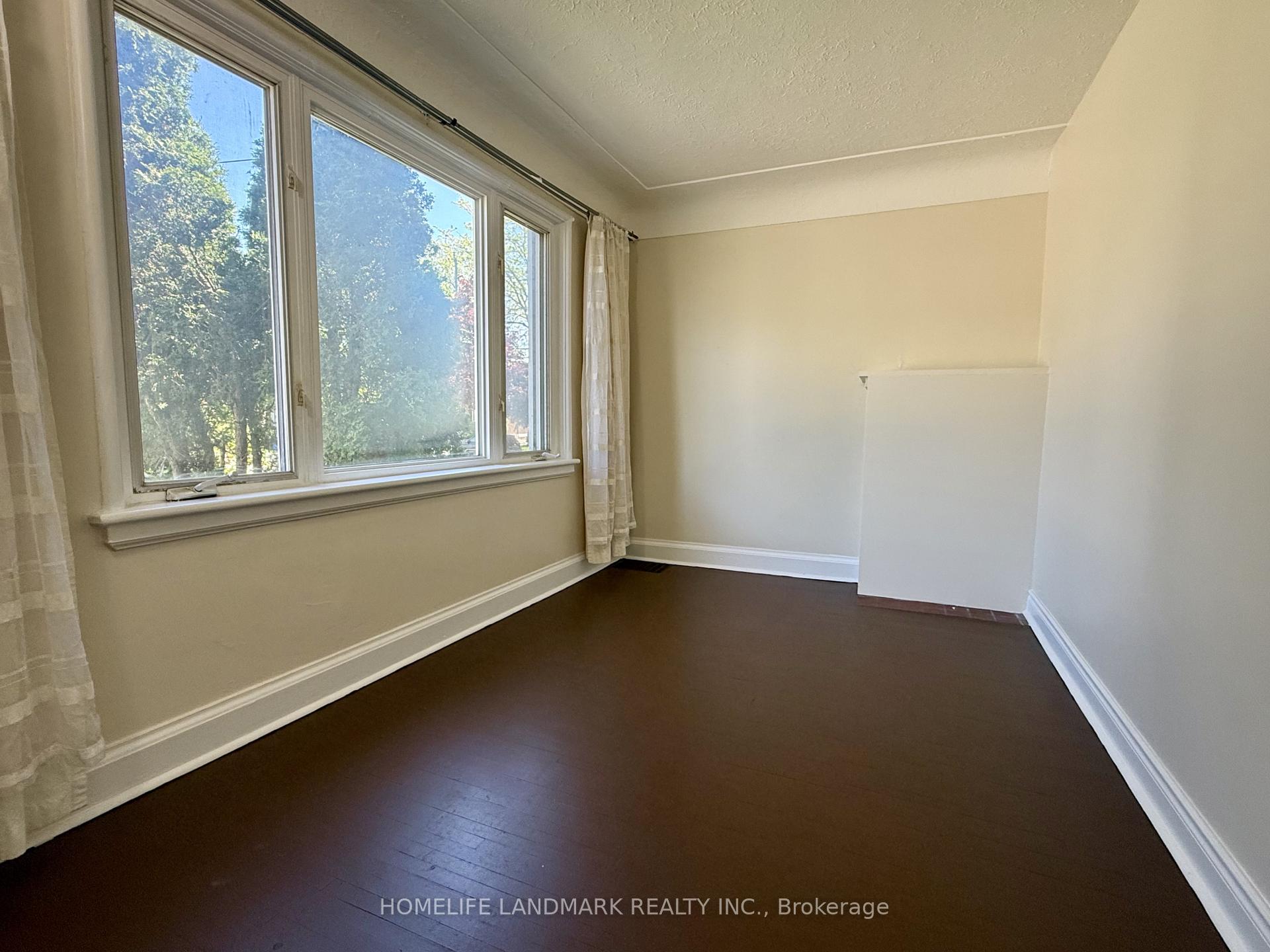 17 Arkell Street, Hamilton, ON L8S 1N5