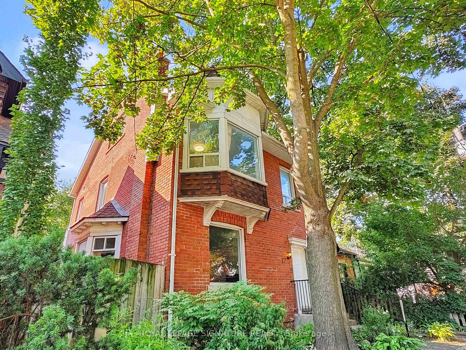 17 Austin Avenue, Toronto, ON M4M 1V7