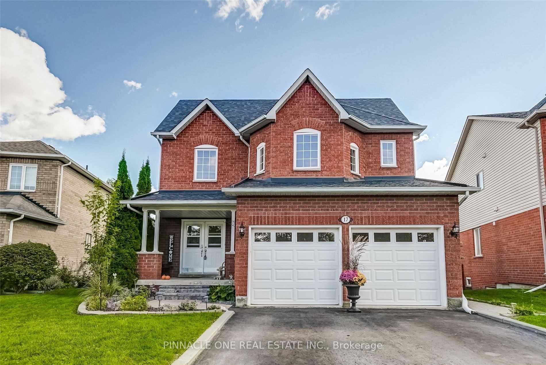 17 Dart Court, Clarington, ON L1C 5C7