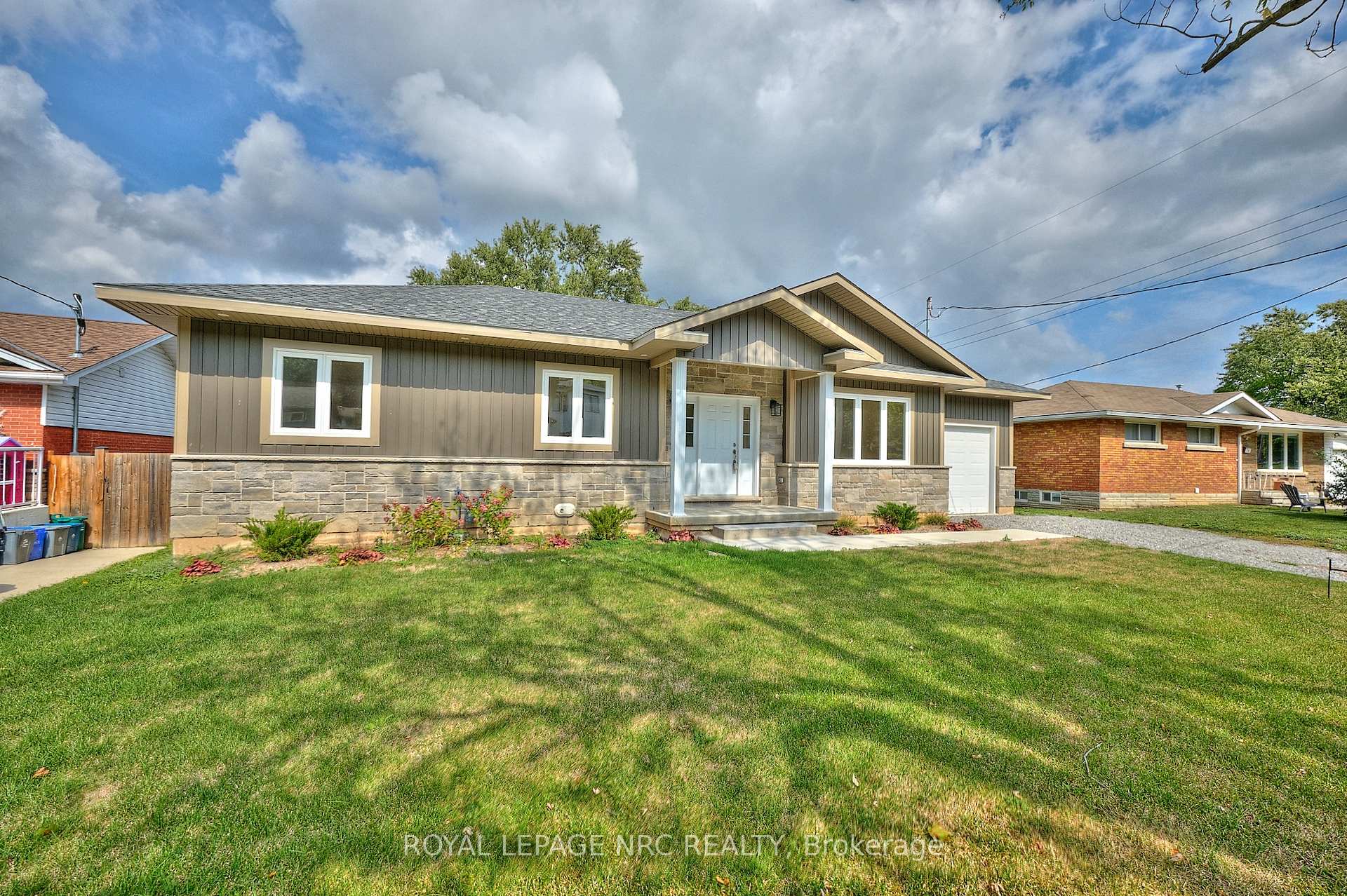 17 Glenbarr Road, St. Catharines, ON L2T 1Y2