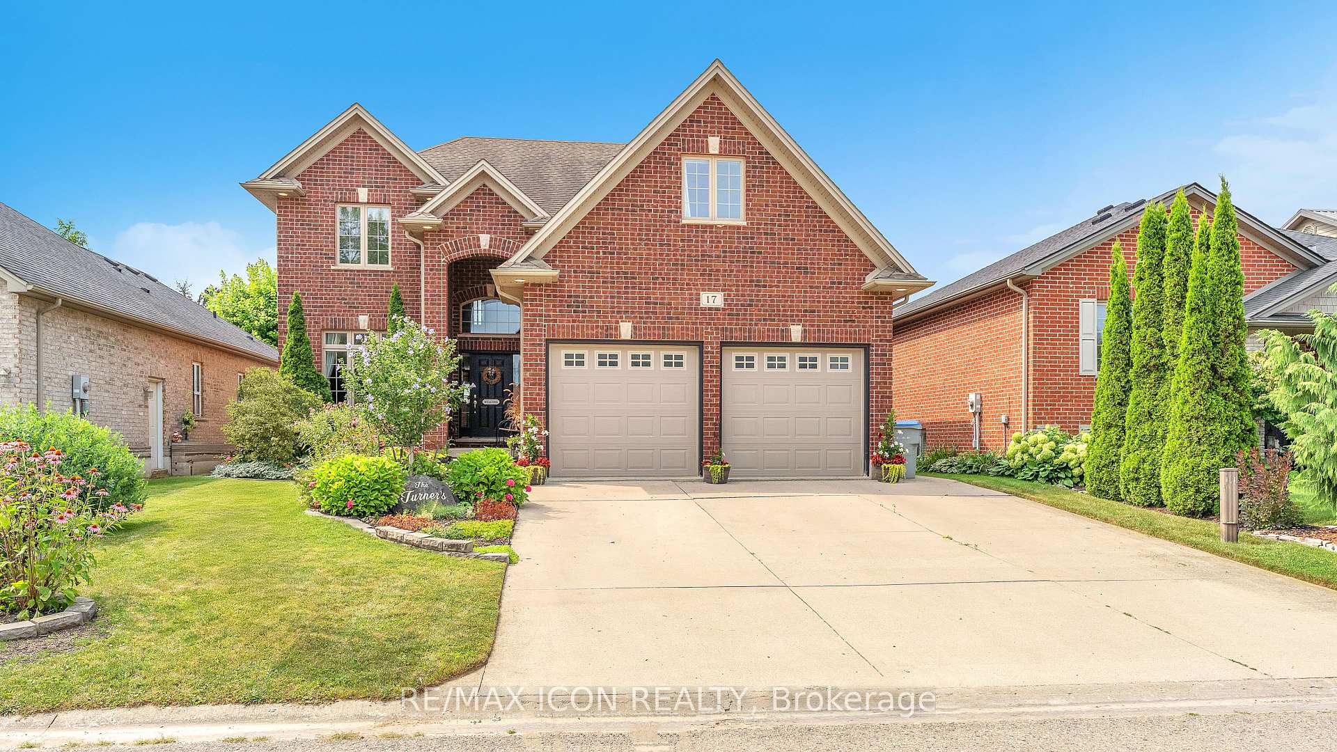 17 Hamilton Street E, North Middlesex, ON N0M 1A0