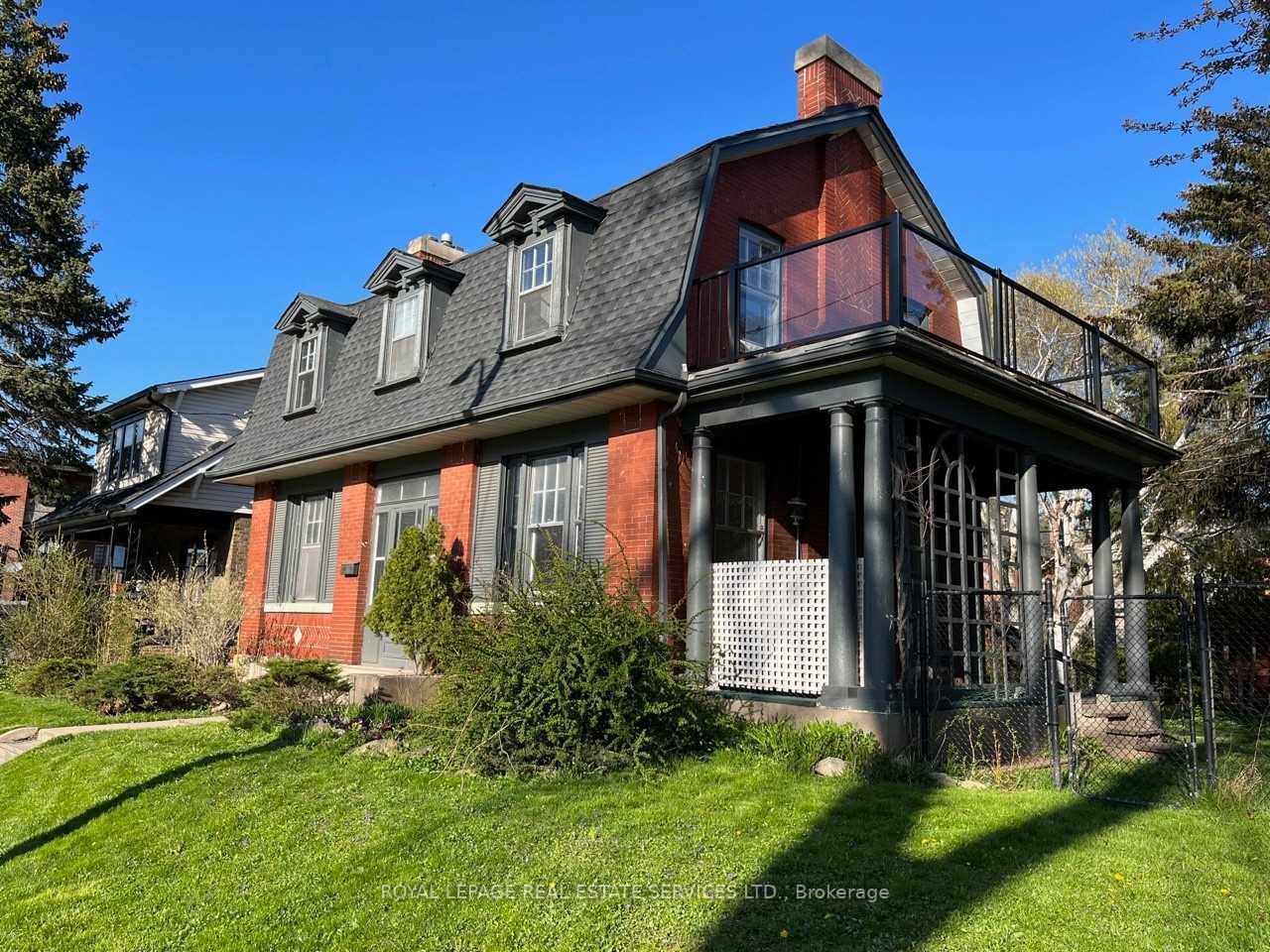 17 Leinster Avenue S, Hamilton, ON L8M 3A2