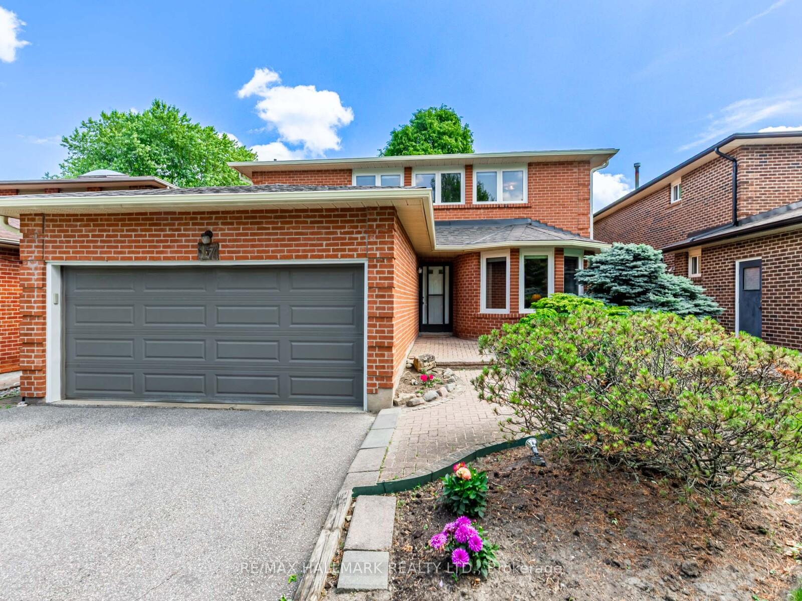 17 Livingstone Road, Markham, ON L3T 7B9