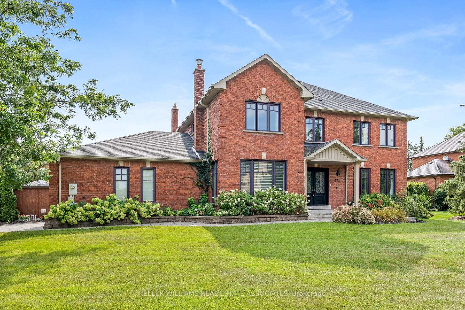 17 Oak Ridge Drive, Halton Hills, ON L7G 5G6