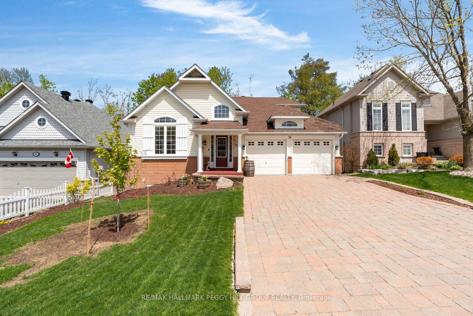 17 Oakmont Avenue, Oro-Medonte, ON L0L 2L0