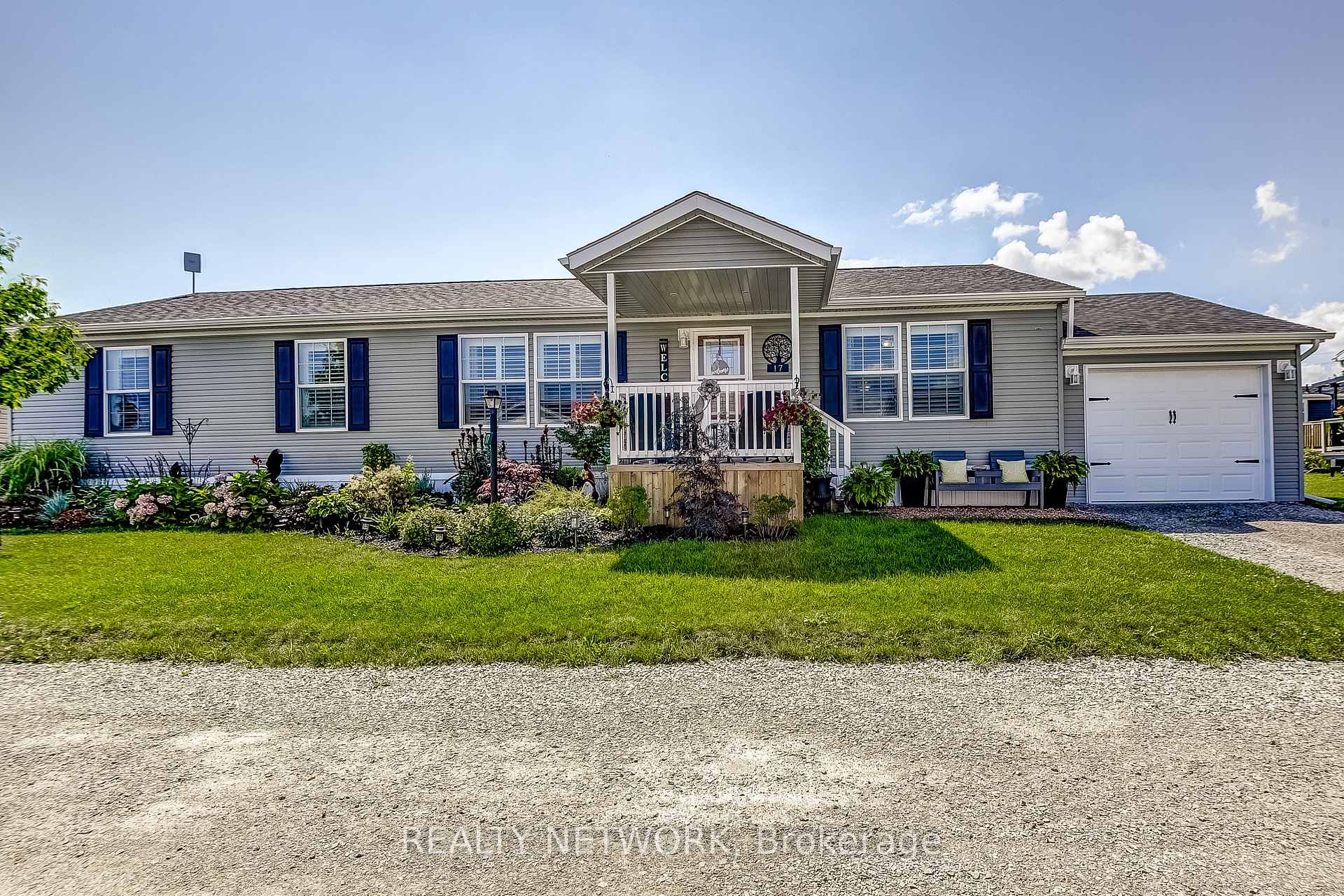 17 Silver Aspen Drive, Haldimand, ON N0A 1L0