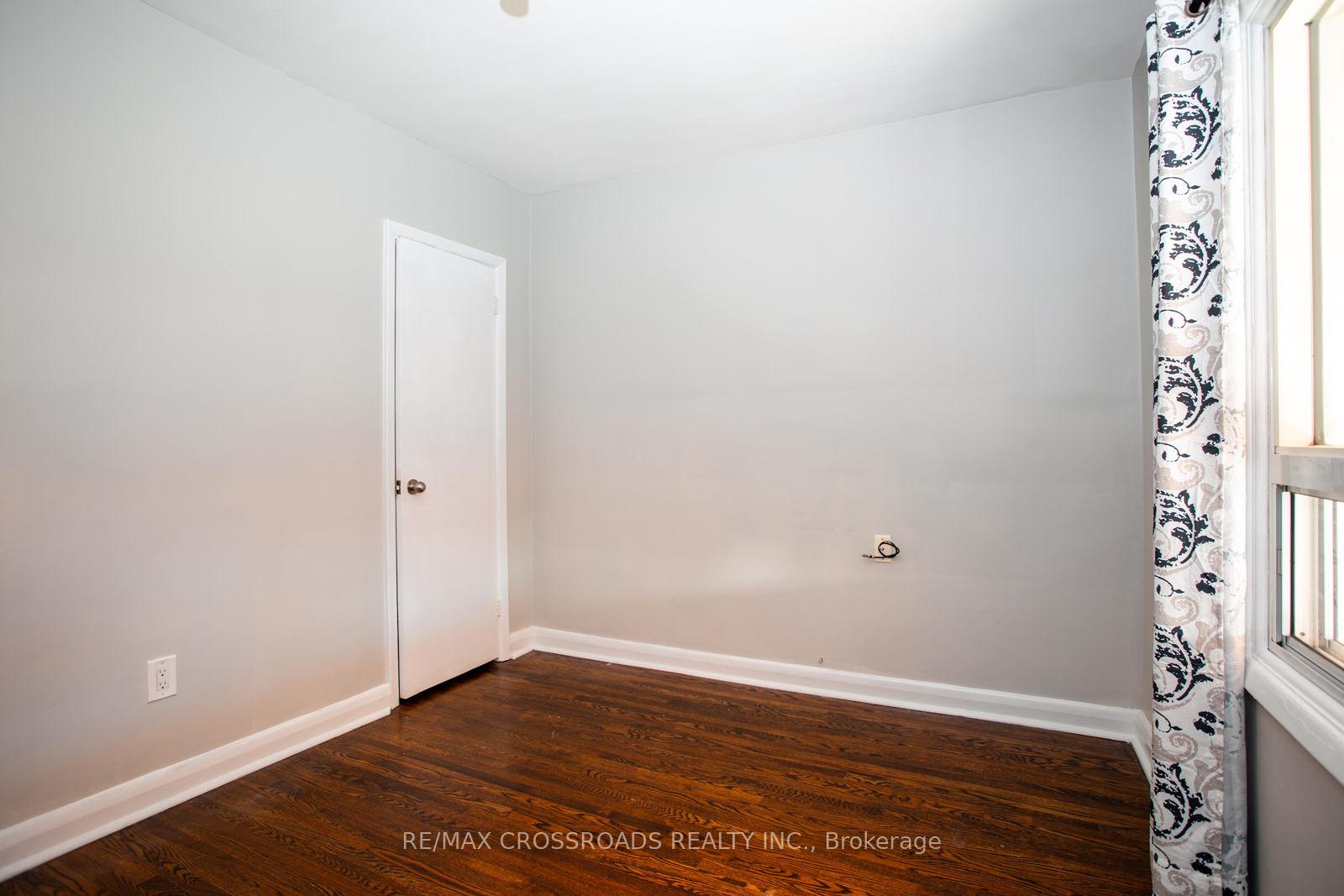 17 Strode Drive, Toronto, ON M1J 1L8