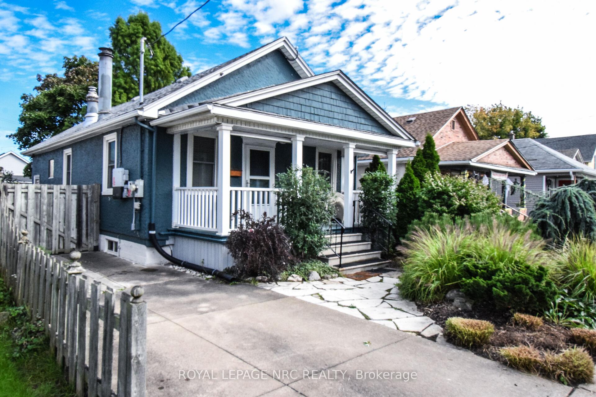 17 TRAPNELL Street, St. Catharines, ON L2R 1B1