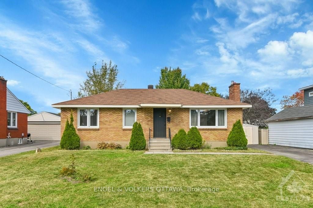 17 Westwood Drive Meadowlands Crestview And Area On K2g 2w8