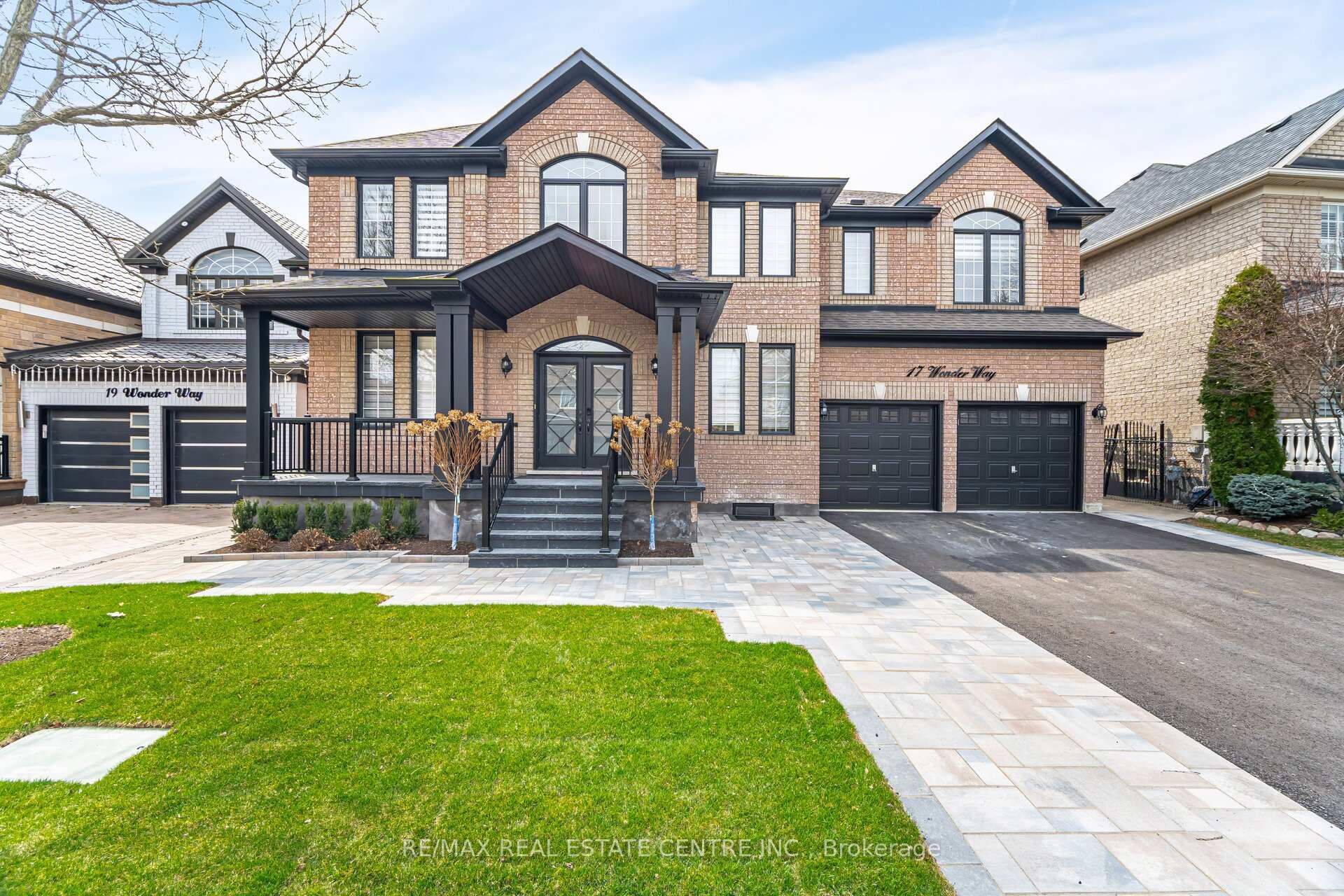 17 Wonder Way, Brampton, ON L6P 1G1