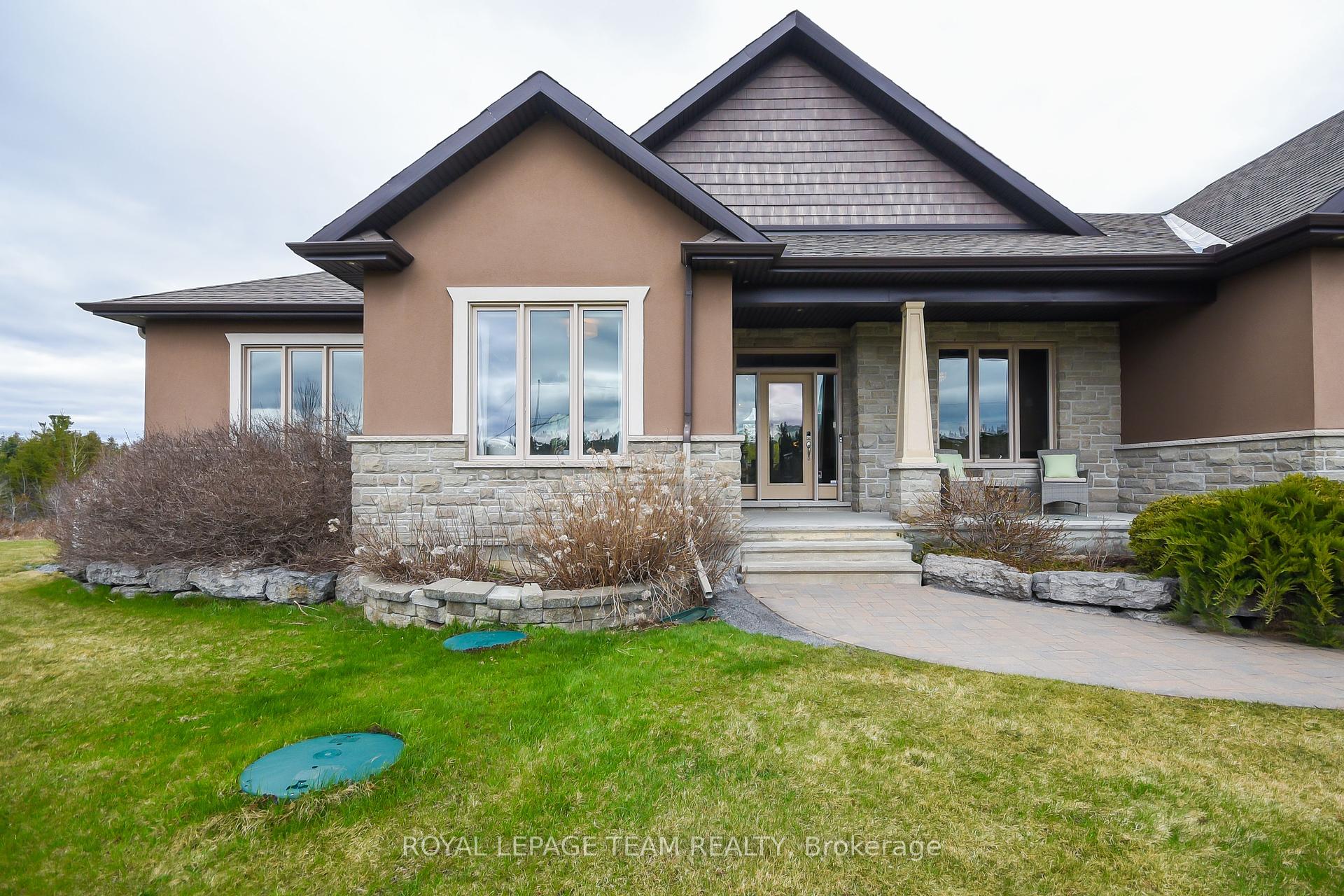 1702 Corkery Road, Carp - Huntley Ward, ON K0A 1L0
