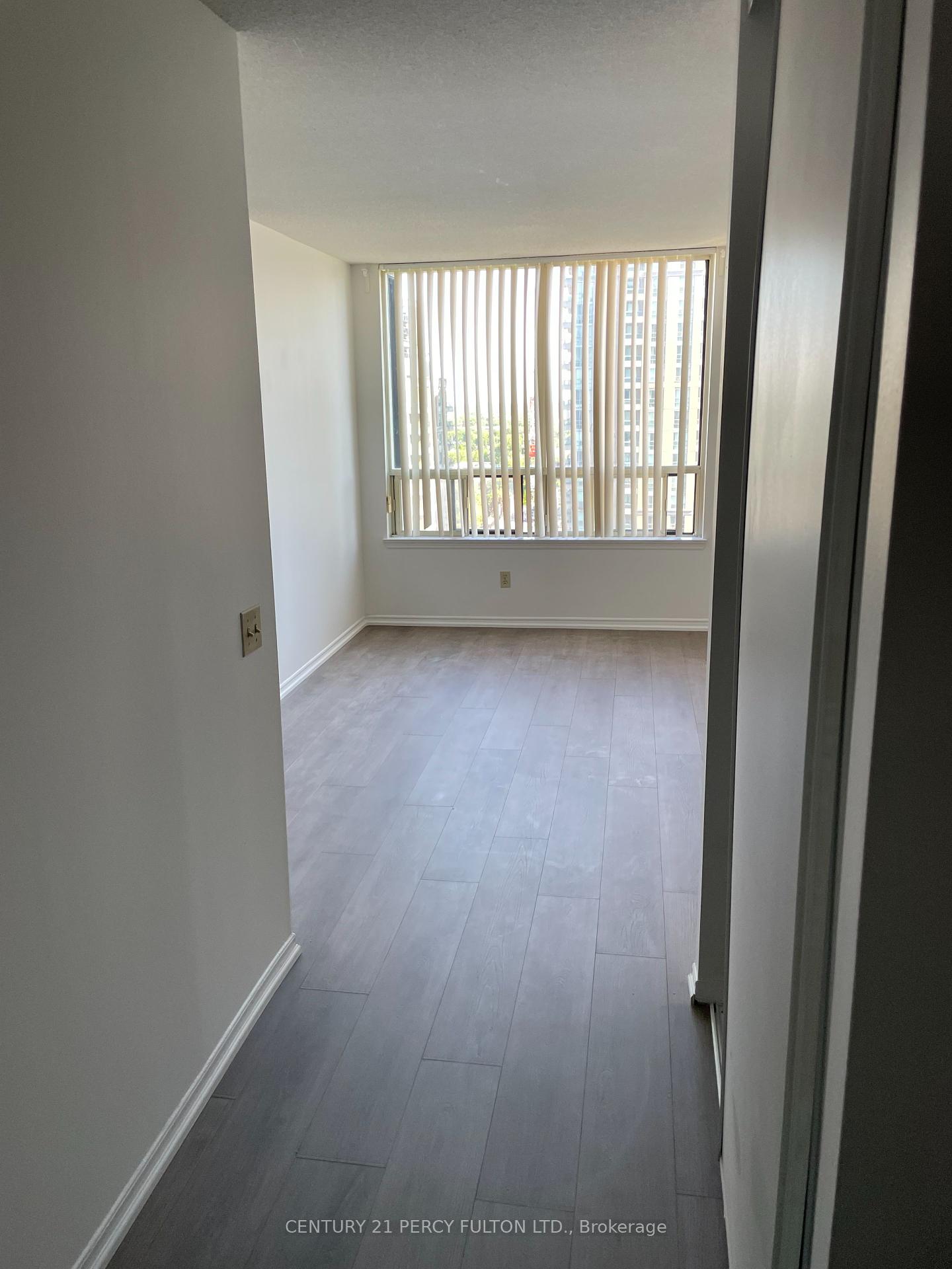 1703 - 7 Bishop Avenue, Toronto, ON M2M 4J4