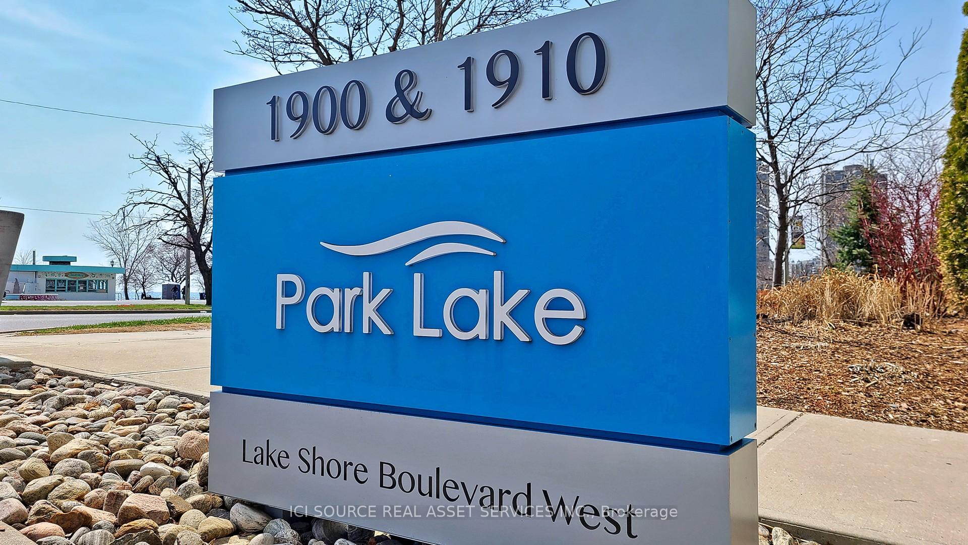 1704 - 1900 Lake Shore Boulevard W, Toronto, ON M6S 1A4