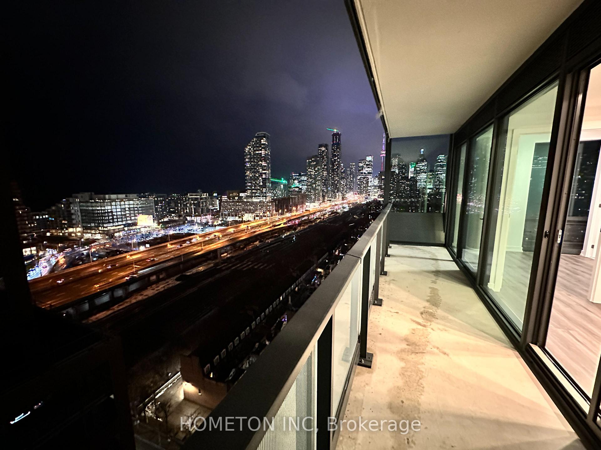 1704 - 35 Parliament Street, Toronto, ON M5A 1G1