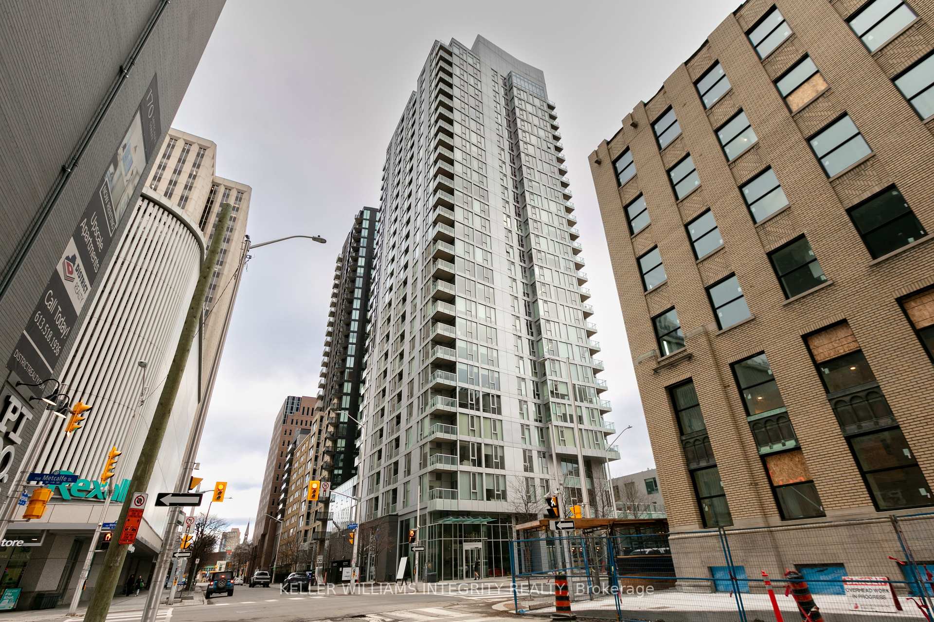 1705 - 179 Metcalfe Street, Ottawa Centre, ON K2P 0W1