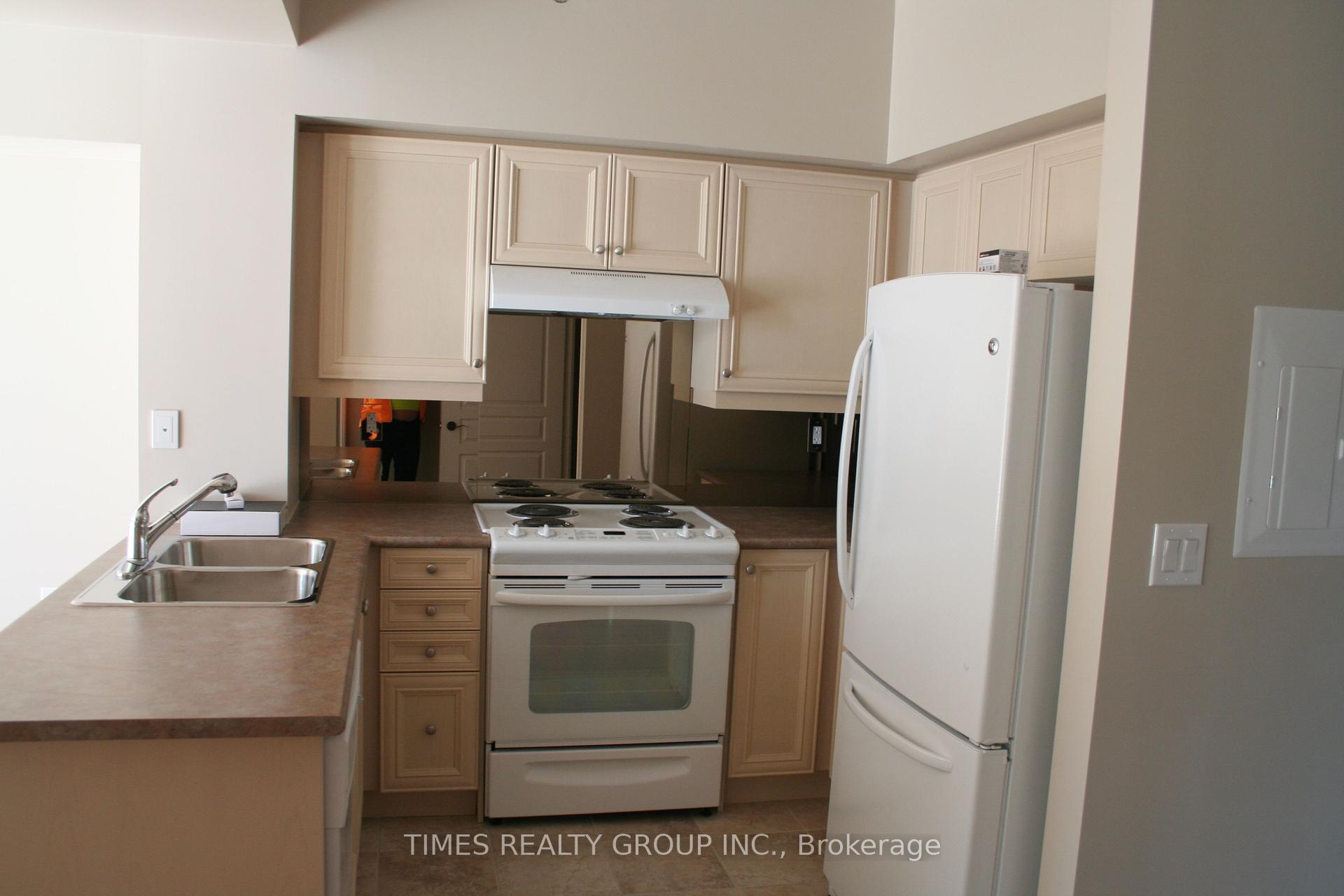 1705 - 3 Marine Parade Drive, Toronto, ON M8V 3Z5