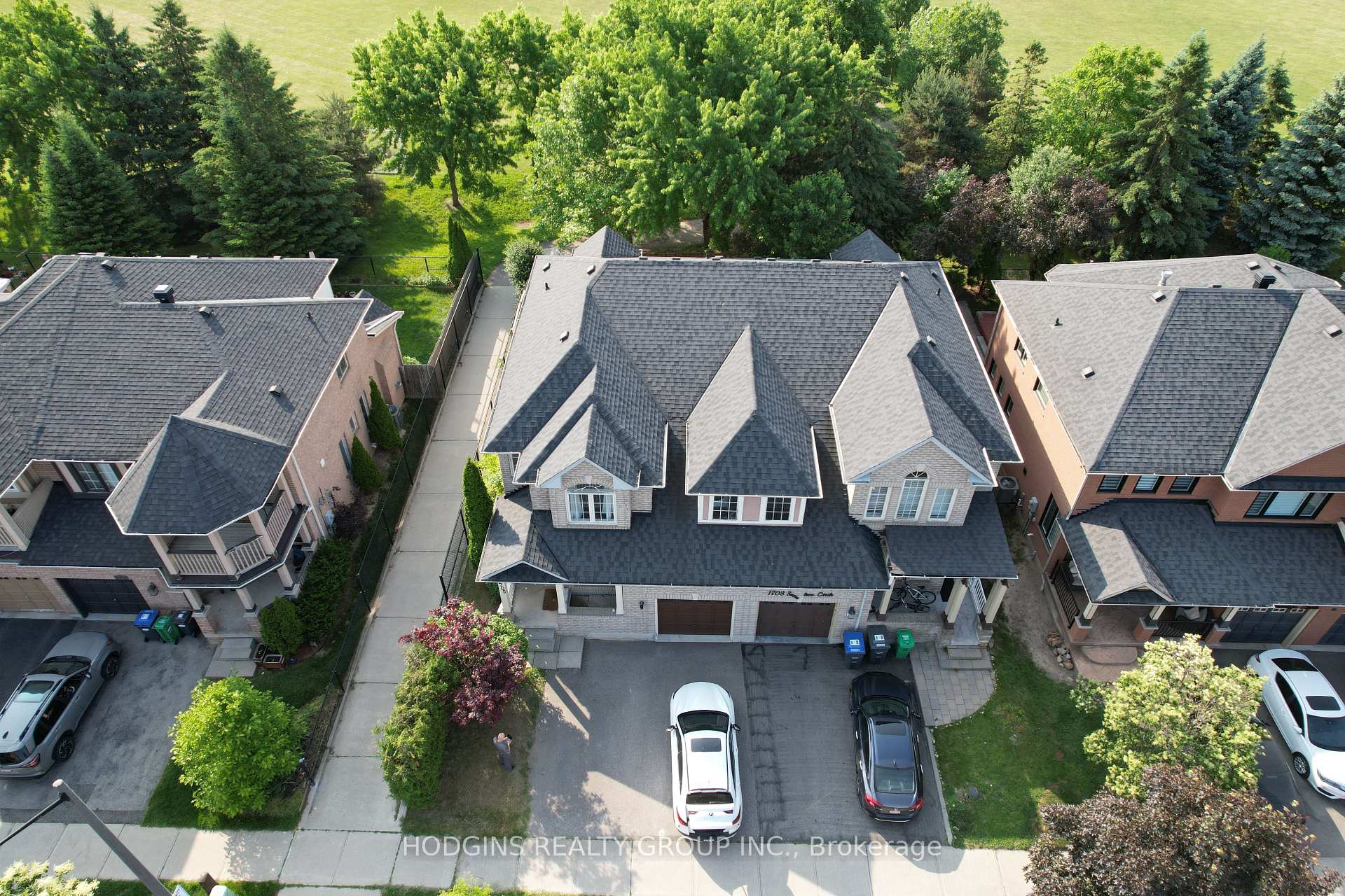 1705 Samuelson Circle, Mississauga, ON L5N 7Z6