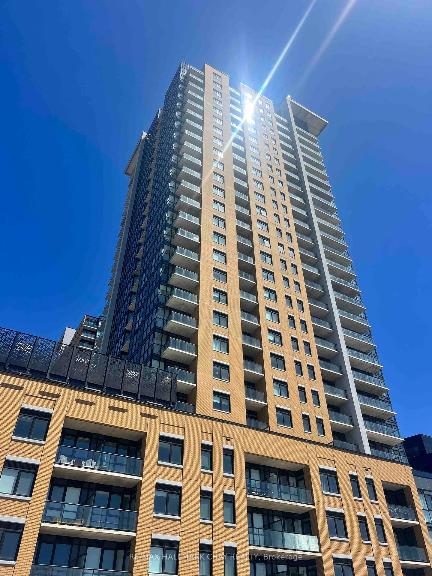 1709 - 108 Garment Street, Kitchener, ON N2G 0E2
