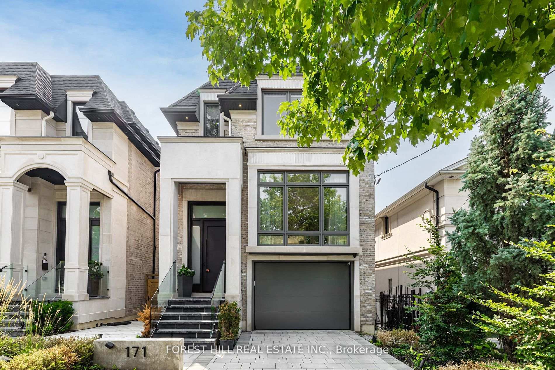171 Elmwood Avenue, Toronto, ON M2N 3M3