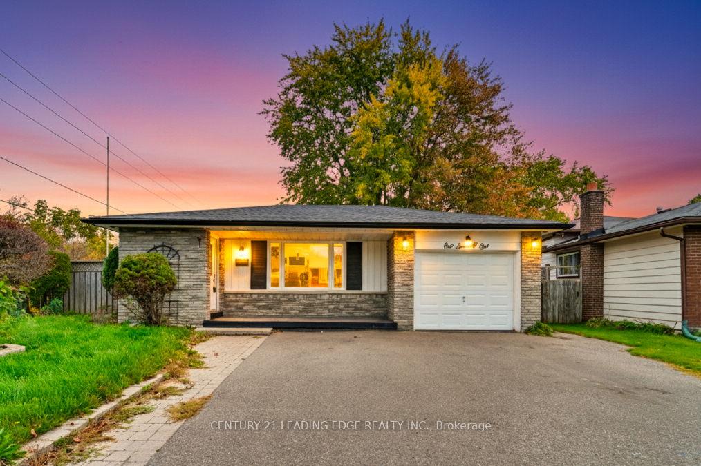 171 Phillip Murray Avenue, Oshawa, ON L1J 1G6