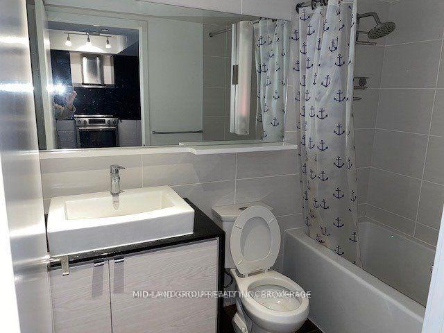 1710 - 72 Esther Shiner Boulevard, Toronto, ON M2K 2X9