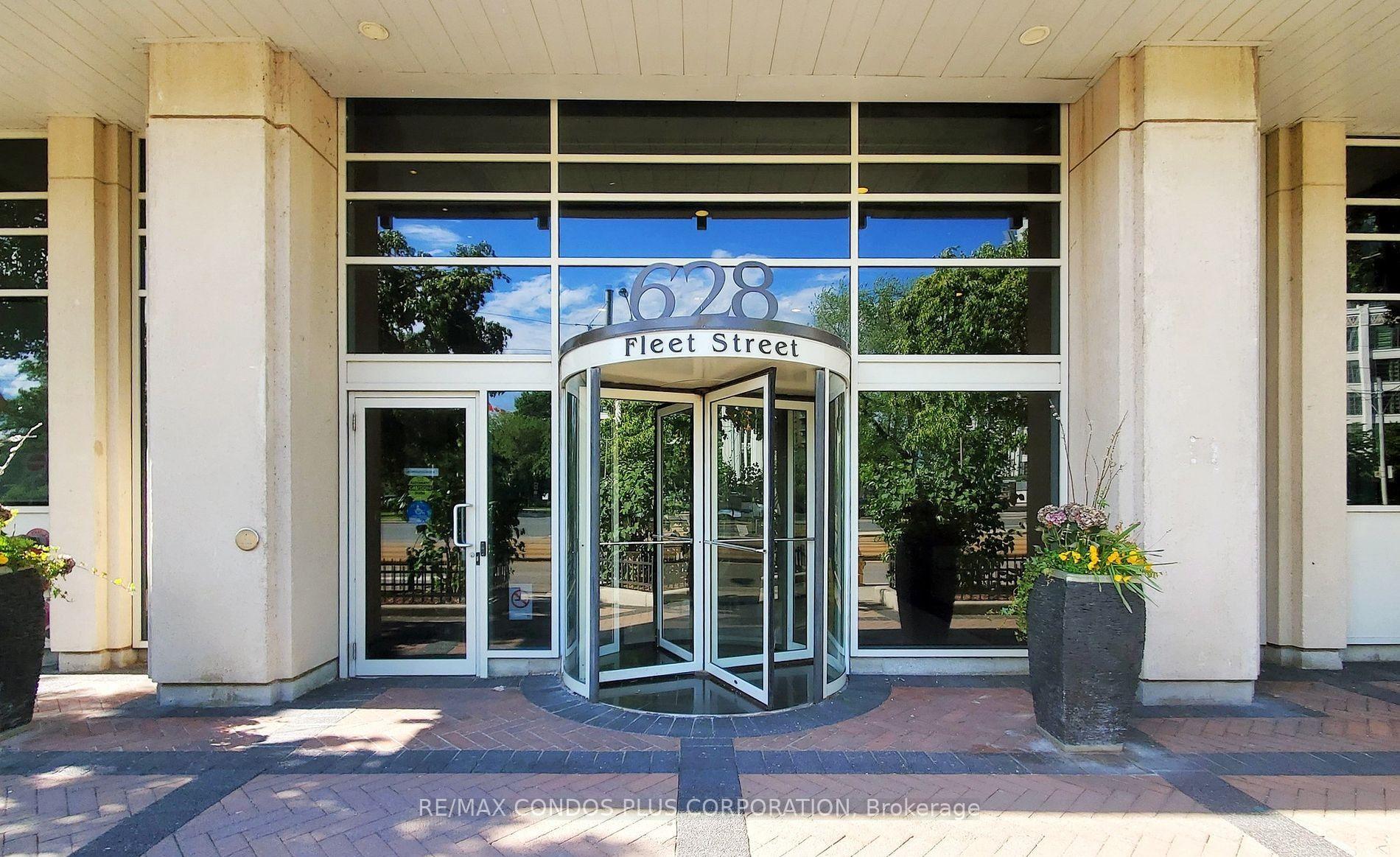 1714 - 628 Fleet Street, Toronto, ON M5V 1A9