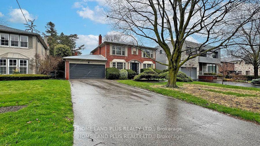 172 Gordon Road, Toronto, ON M2P 1E8