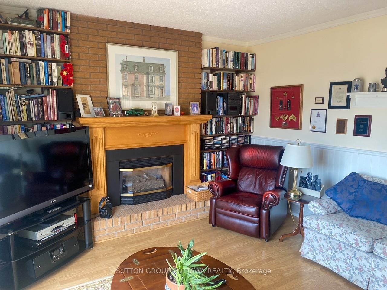 1721 Fieldstone Crescent, Orleans - Convent Glen and Area, ON K1C 1R6