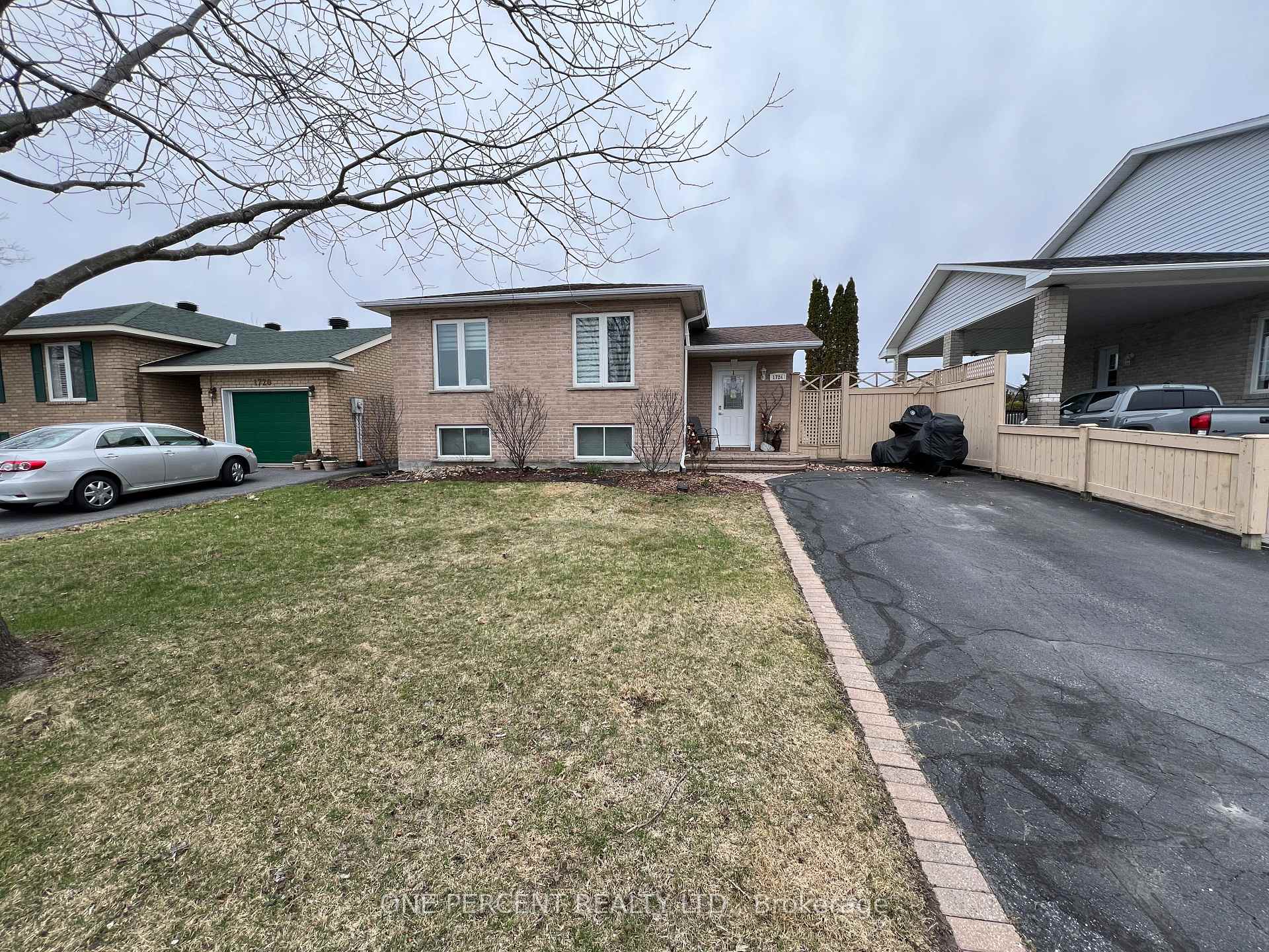 1724 Cumberland Street, Cornwall, ON K6J 5T6