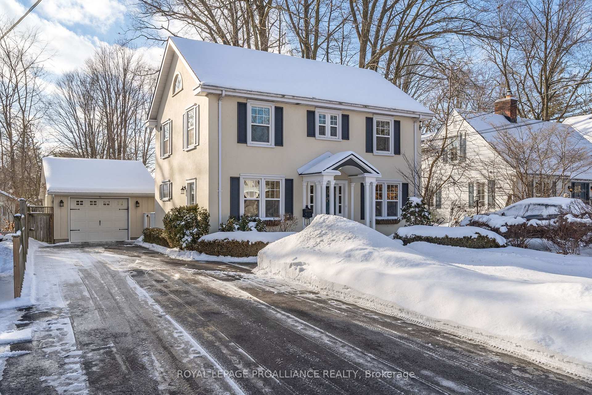 174 Dufferin Avenue, Belleville, ON K8N 3X1