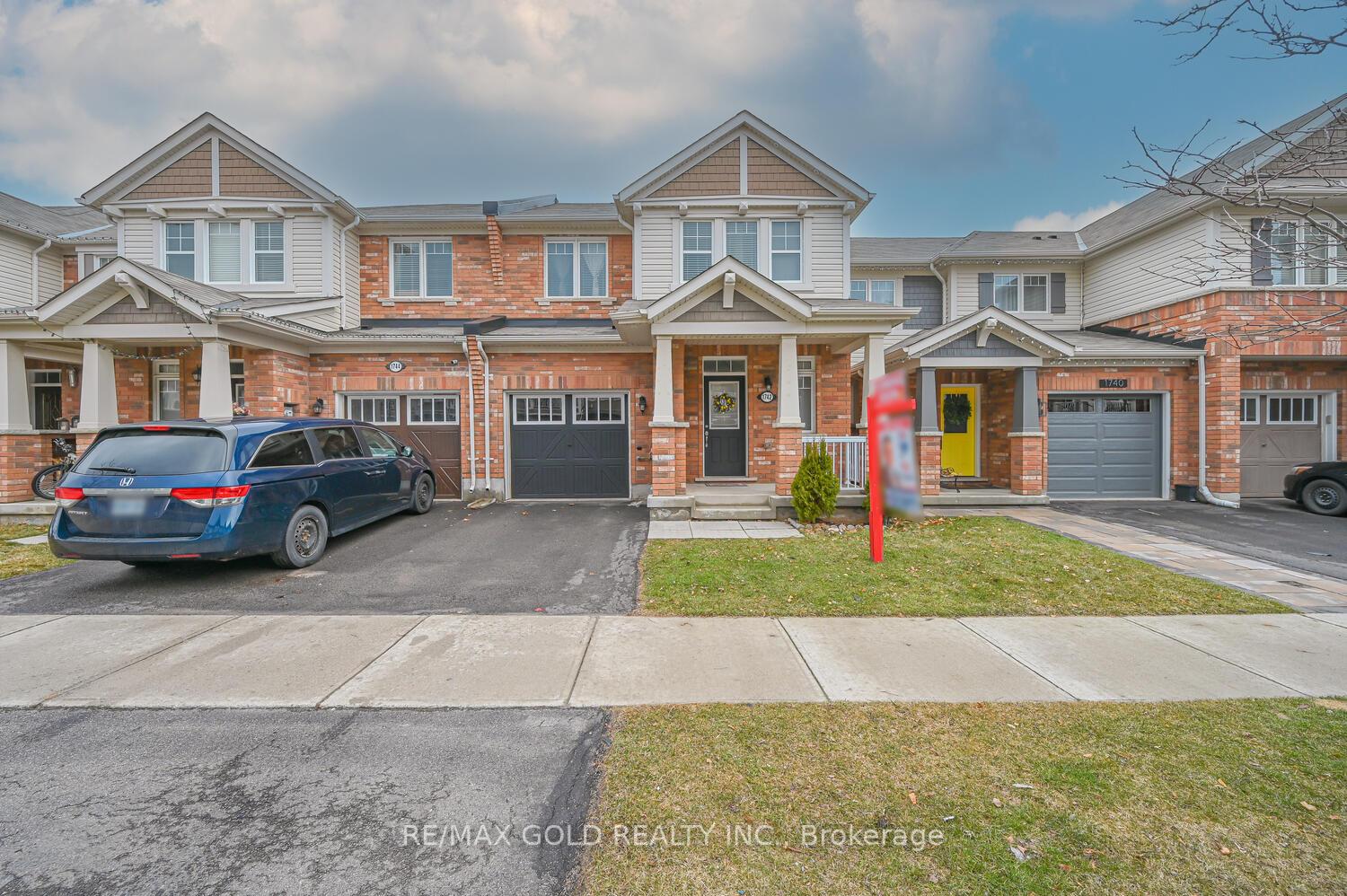 1742 Copeland Circle, Milton, ON L9T 8Y2