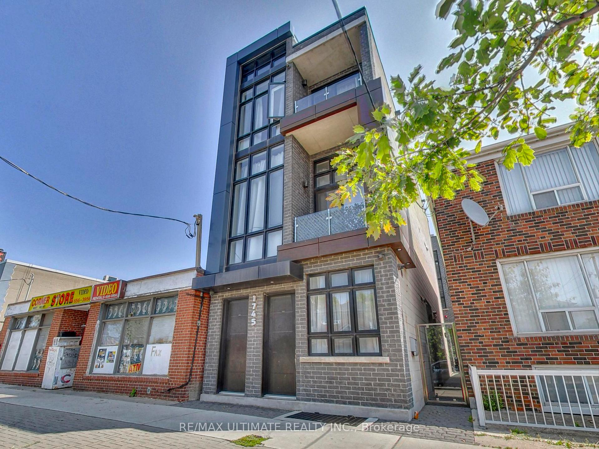 4 - 1745 Keele Street, Toronto, ON M6M 3W9