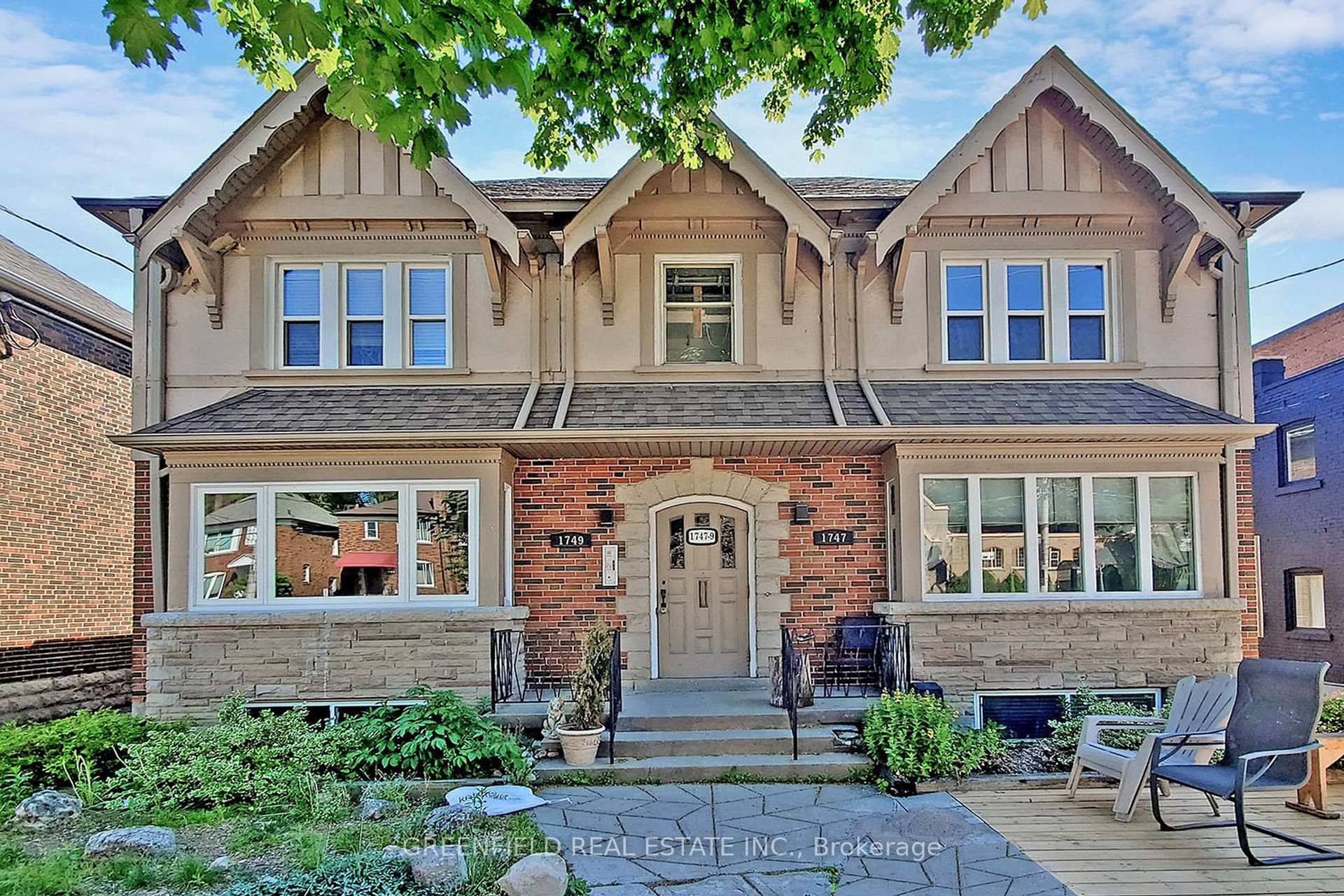 Upper - 1747 Bayview Avenue, Toronto, ON M4G 3C5