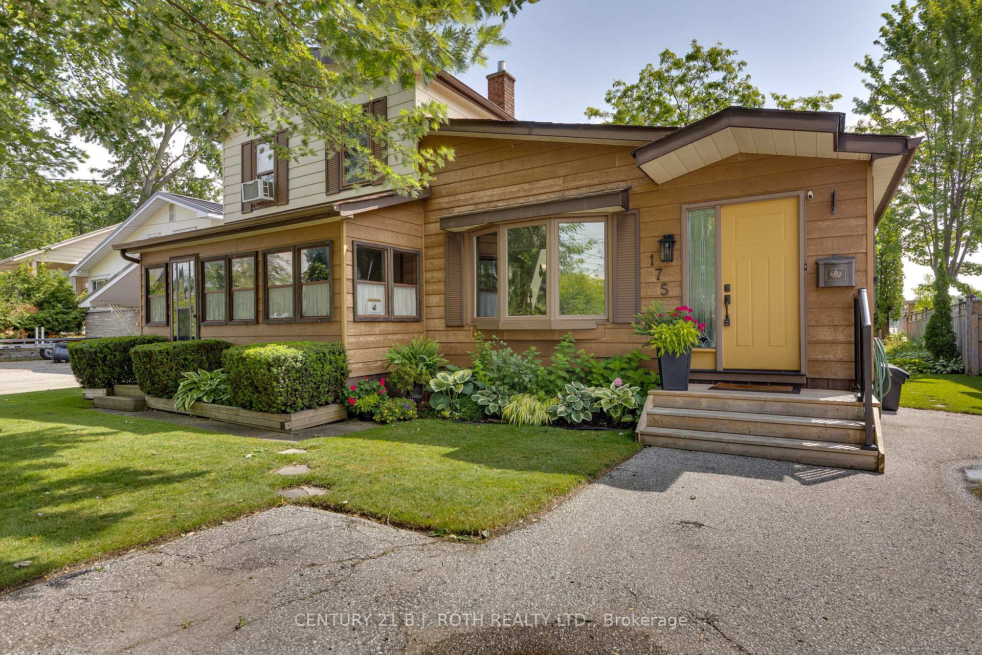 Orillia Real Estate MLS® Listings & Houses For Sale