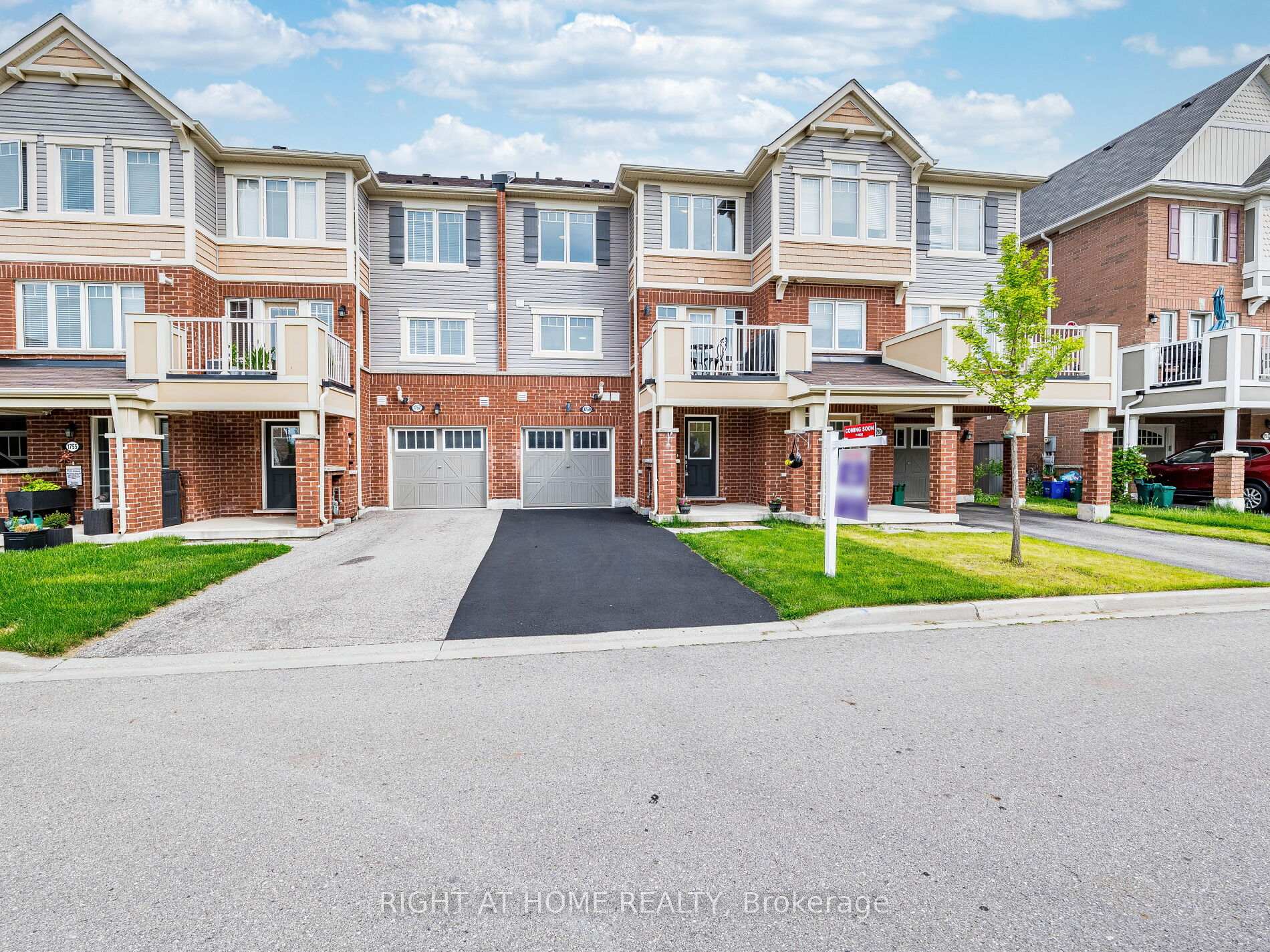 1759 Copeland Circle, Milton, ON L9T 8X8