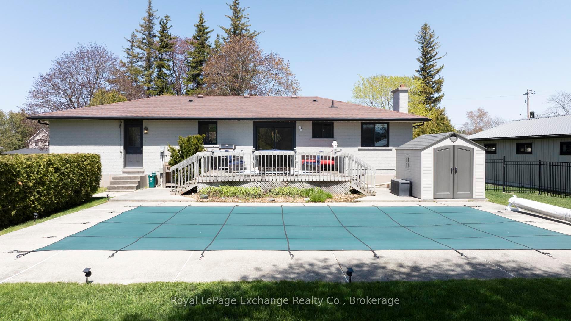 176 Nelson Street, Kincardine, ON N2Z 1C4