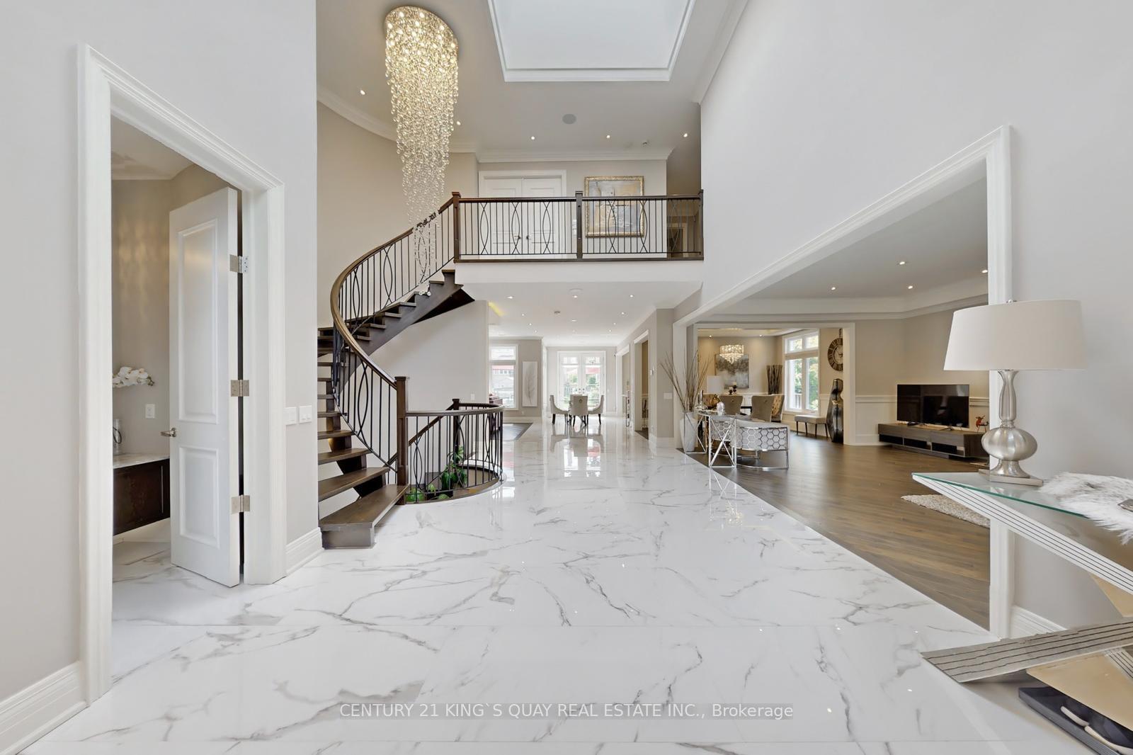 177 Newton Drive, Toronto, ON M2M 2N6
