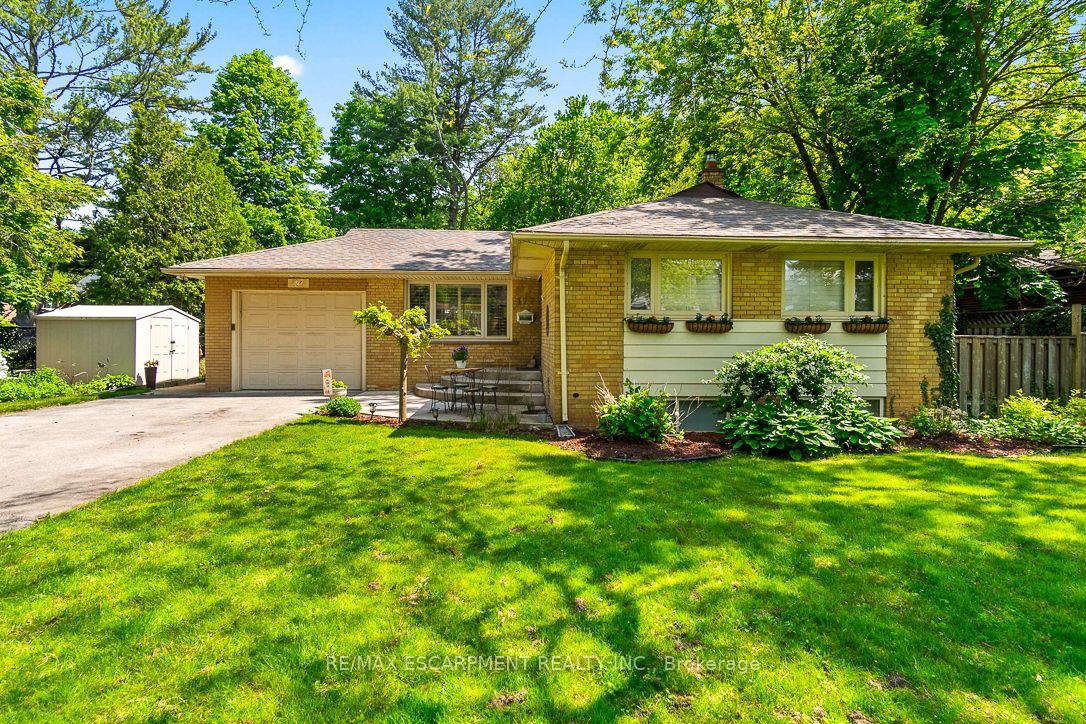 177 Woodhaven Park Drive, Oakville, ON L6L 4K4