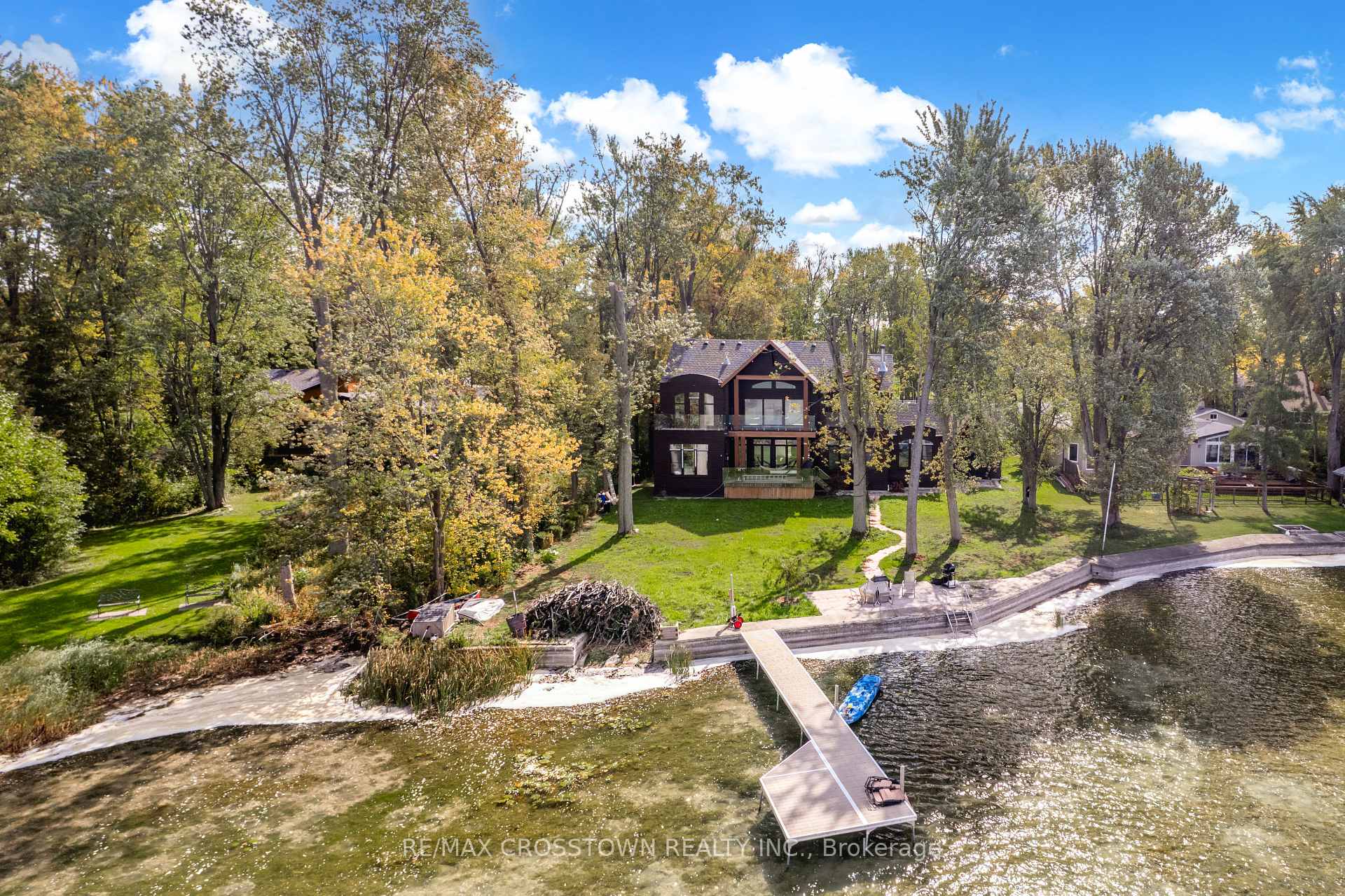 178 Moores Beach Road, Georgina, ON L0E 1N0