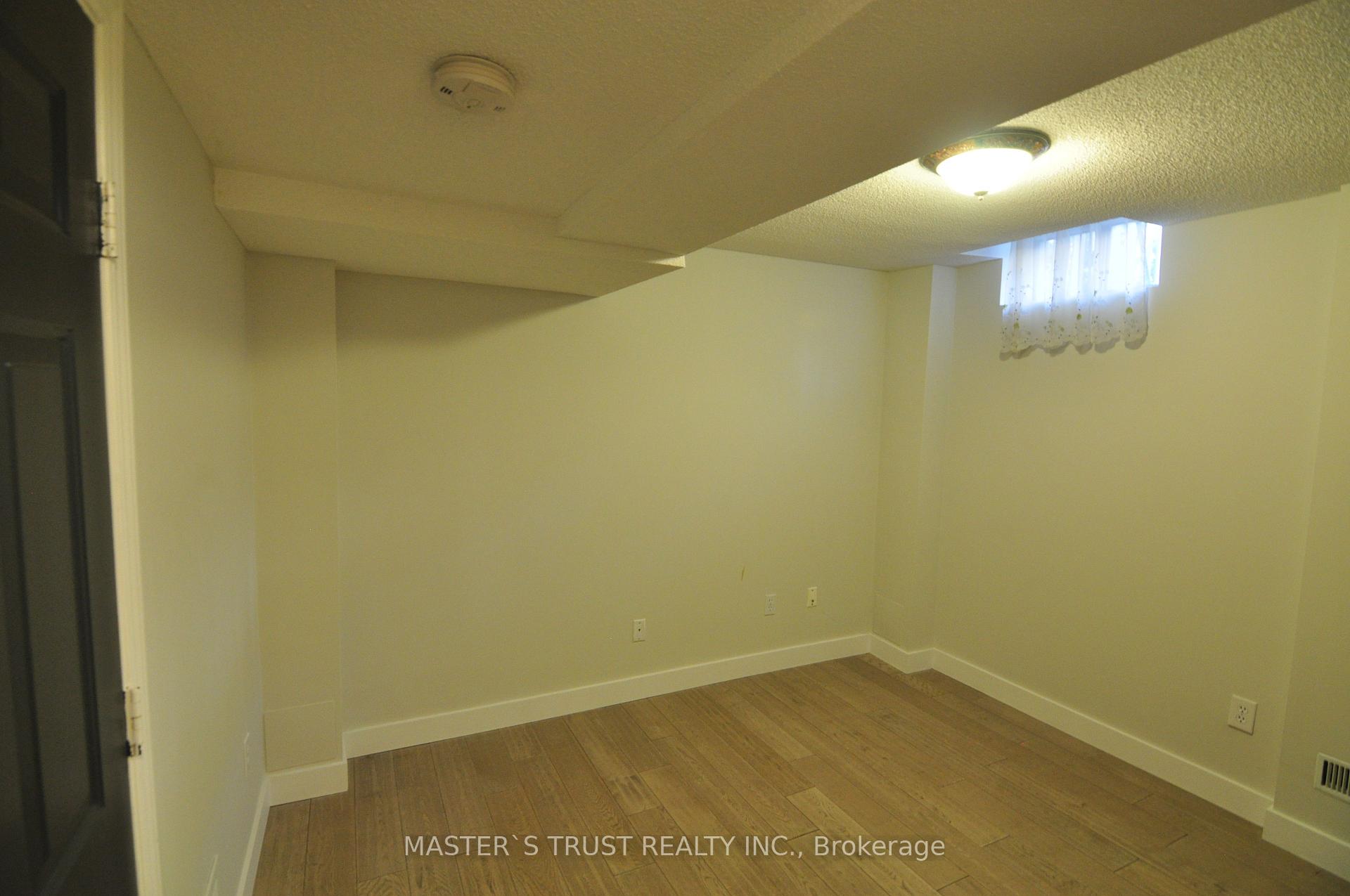 18 - 1168 Arena Road, Mississauga, ON L4Y 4G7