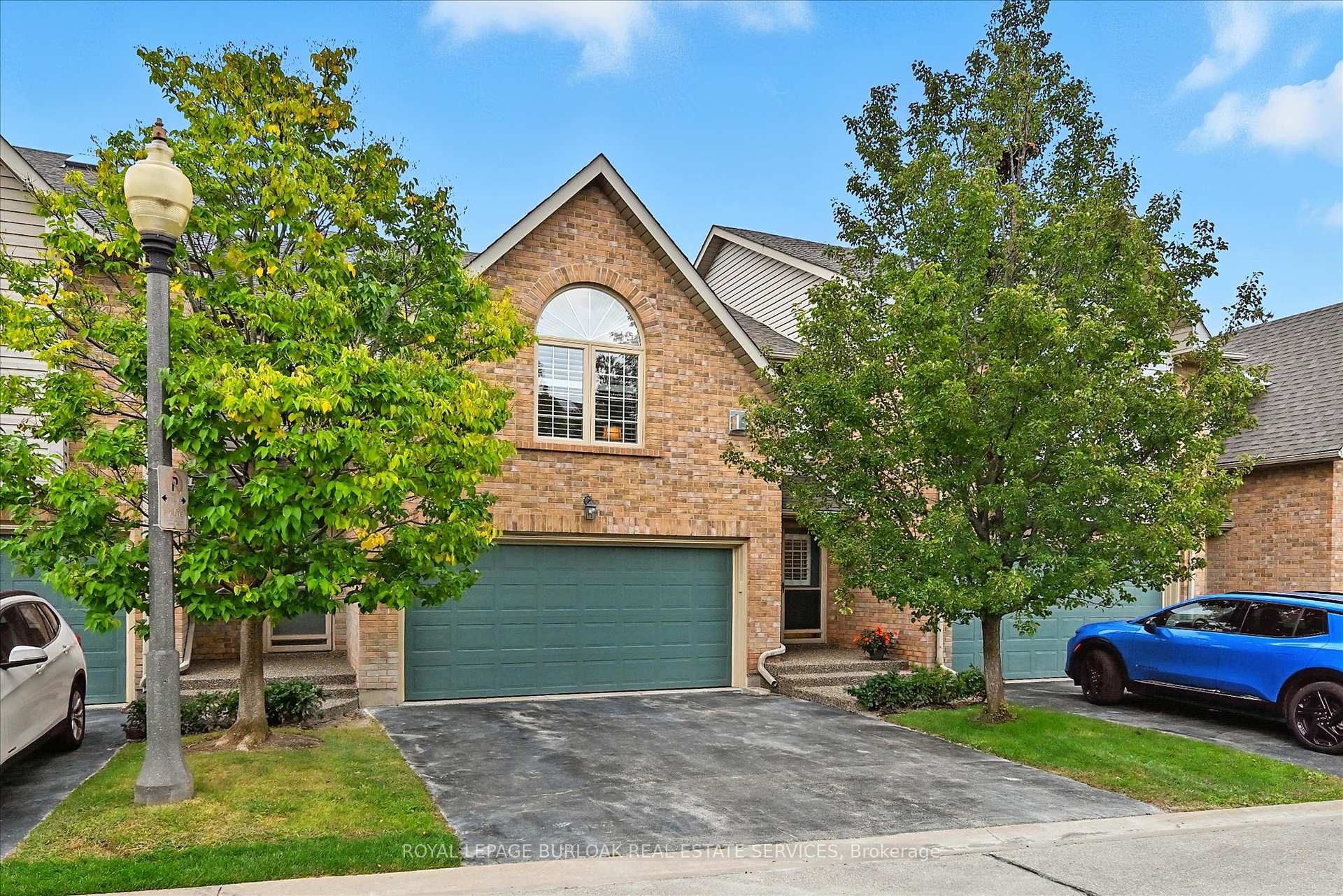 18 - 3333 New Street, Burlington, ON L7N 1N1