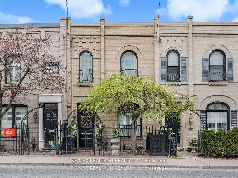 18 Belmont Street, Toronto, ON M5R 1P8